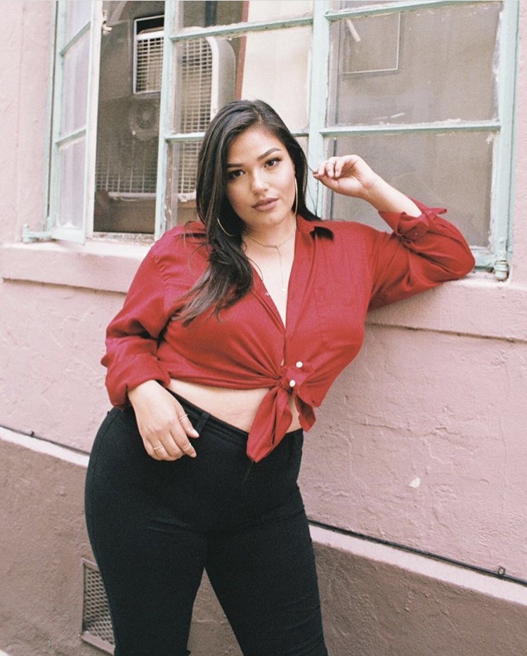 Chicana Model Breaks Barriers and Redefines Beauty Standards - El Nuevo Sol
